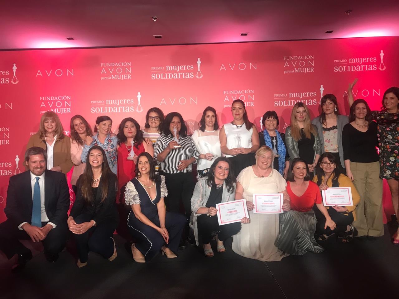 Fundación AVON reconoció a 5 mujeres solidarias de todo el país ...