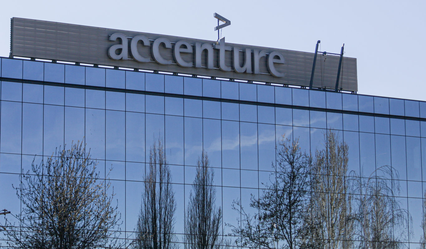 Accenture y Salesforce amplían su colaboración para ayudar a las ...